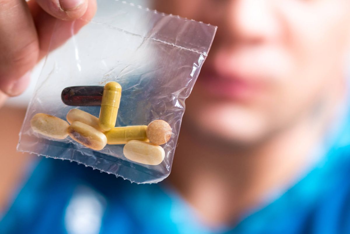 Dopalacze: rodzaje, objawy, wykrywanie w ALAB Laboratoria