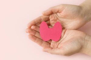 Hashimoto - przyczyny, objawy, diagnostyka i leczenie